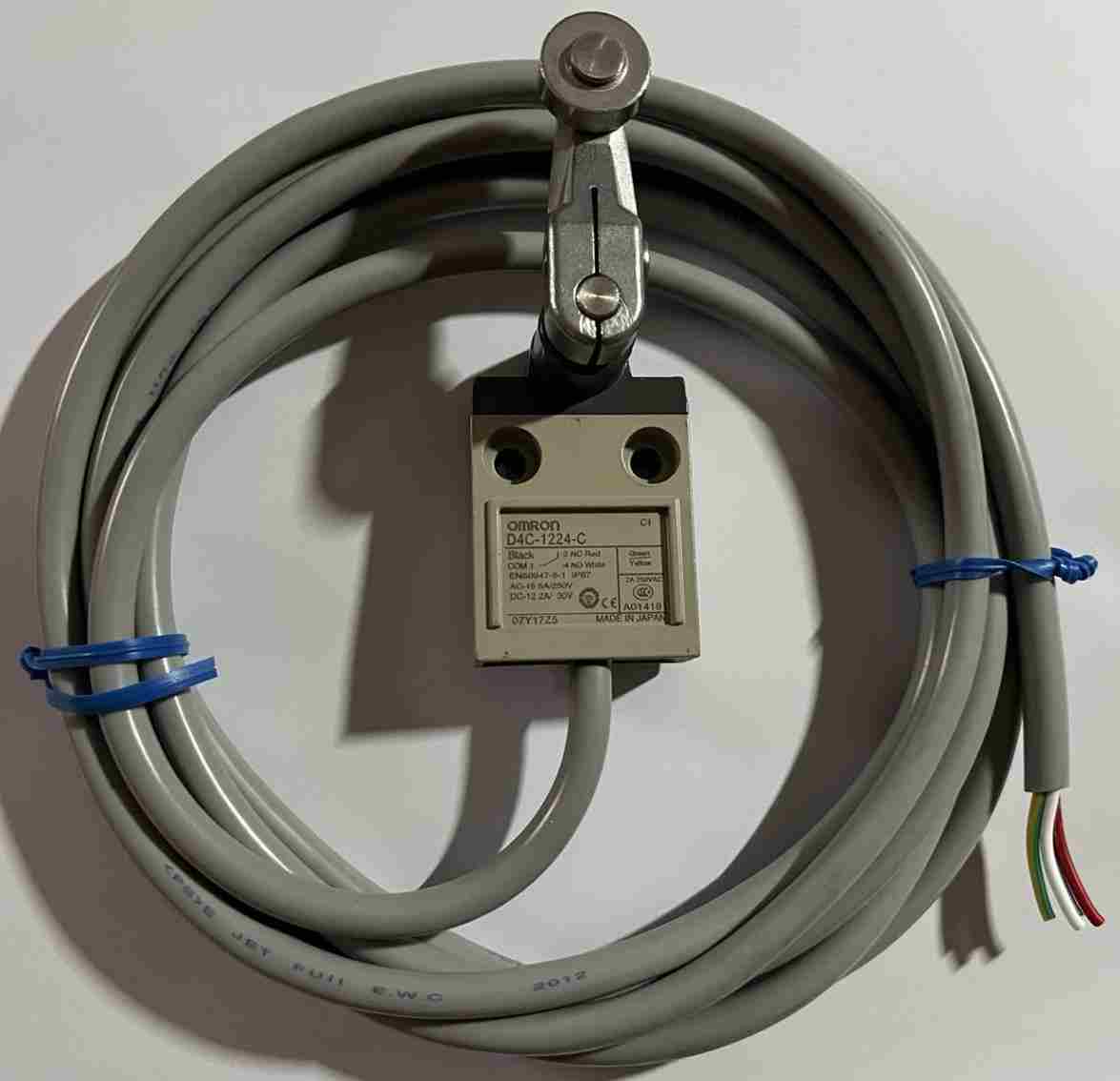 Omron Limit Switch D4C-1224-C – Hengxin Crane Spare Parts